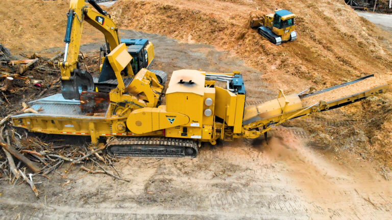 Selecting The Optimal Horizontal Grinder Screens - RecyclingInside