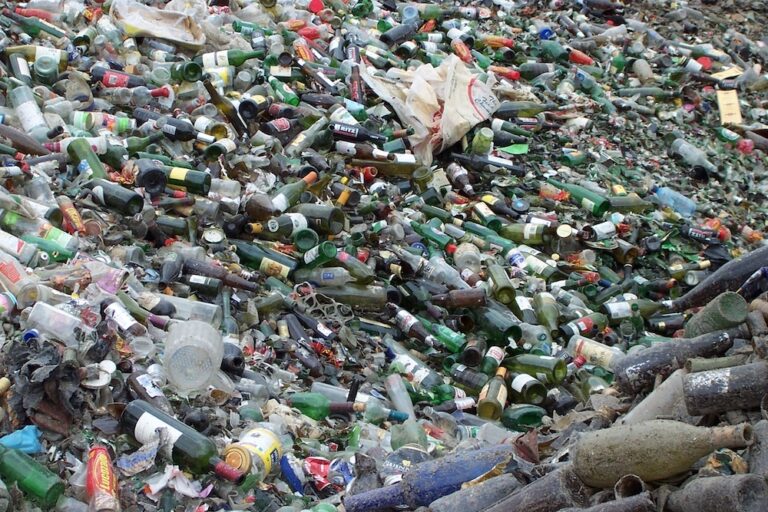 The Realities of Glass Recycling - RecyclingInside