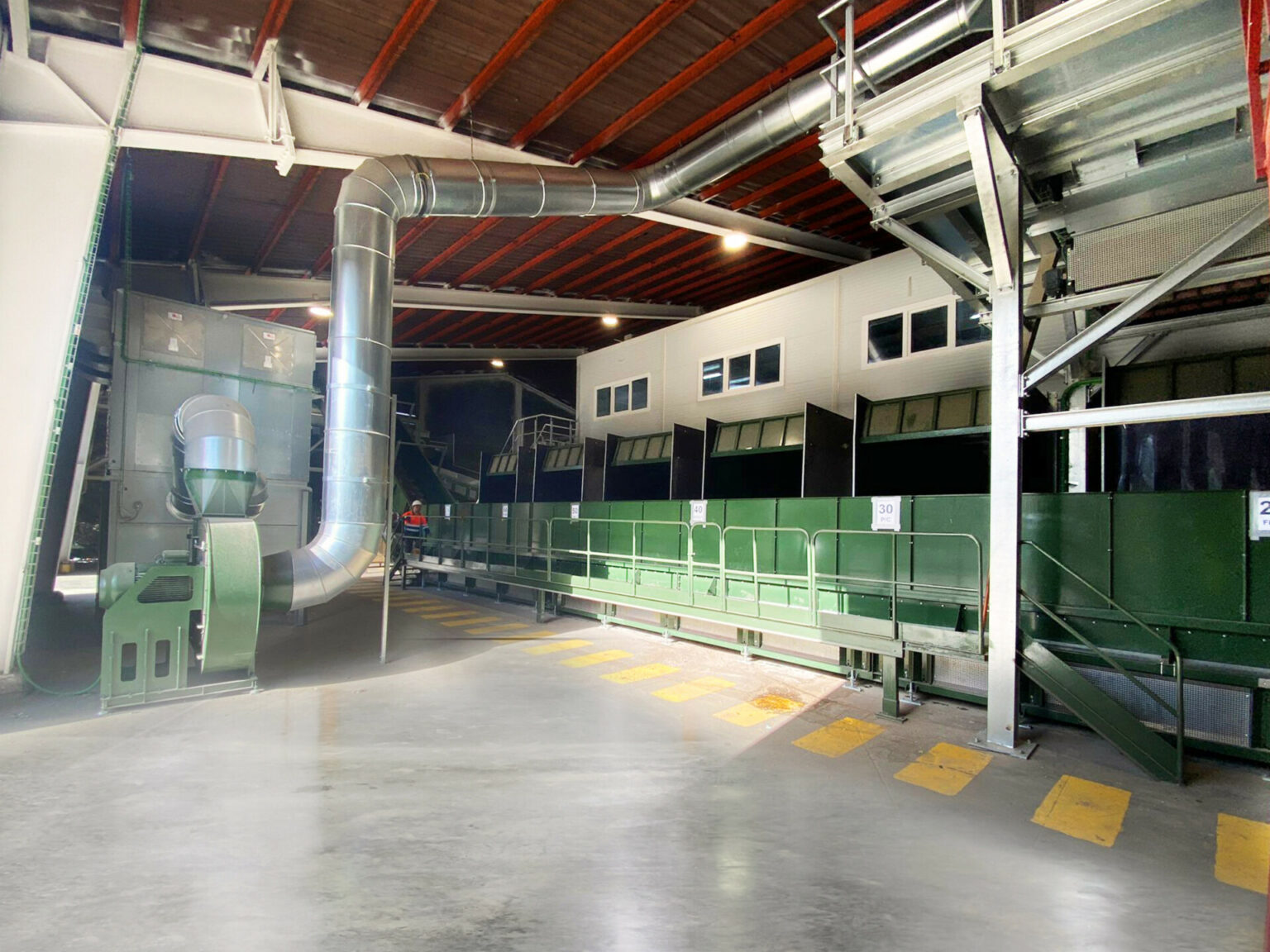 STADLER Installs Hybrid MSW And Packaging Sorting Plant